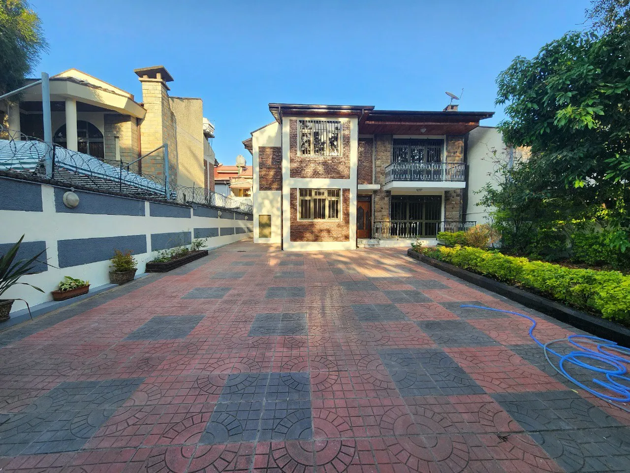Houses for Rent in Addis Ababa, Ethiopia | 2-4 Bedroom & Furnished Homes